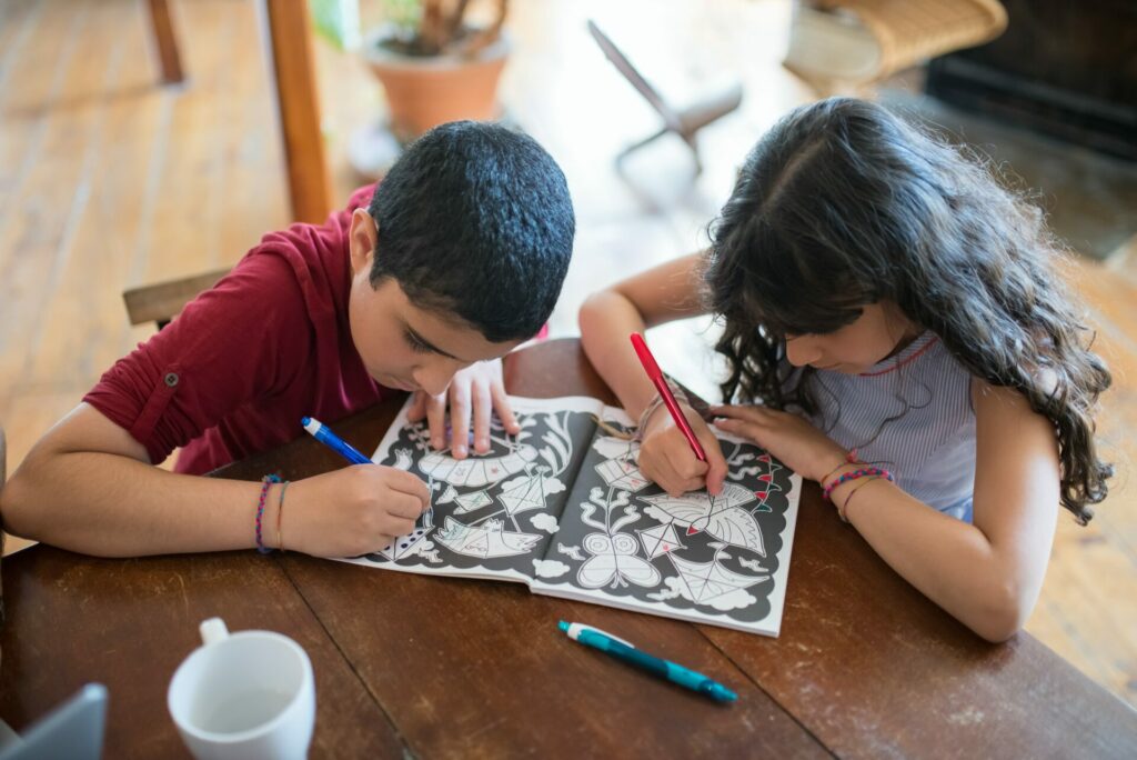 Beginner's Guide to Coloring Materials: Exploring a Colorful World